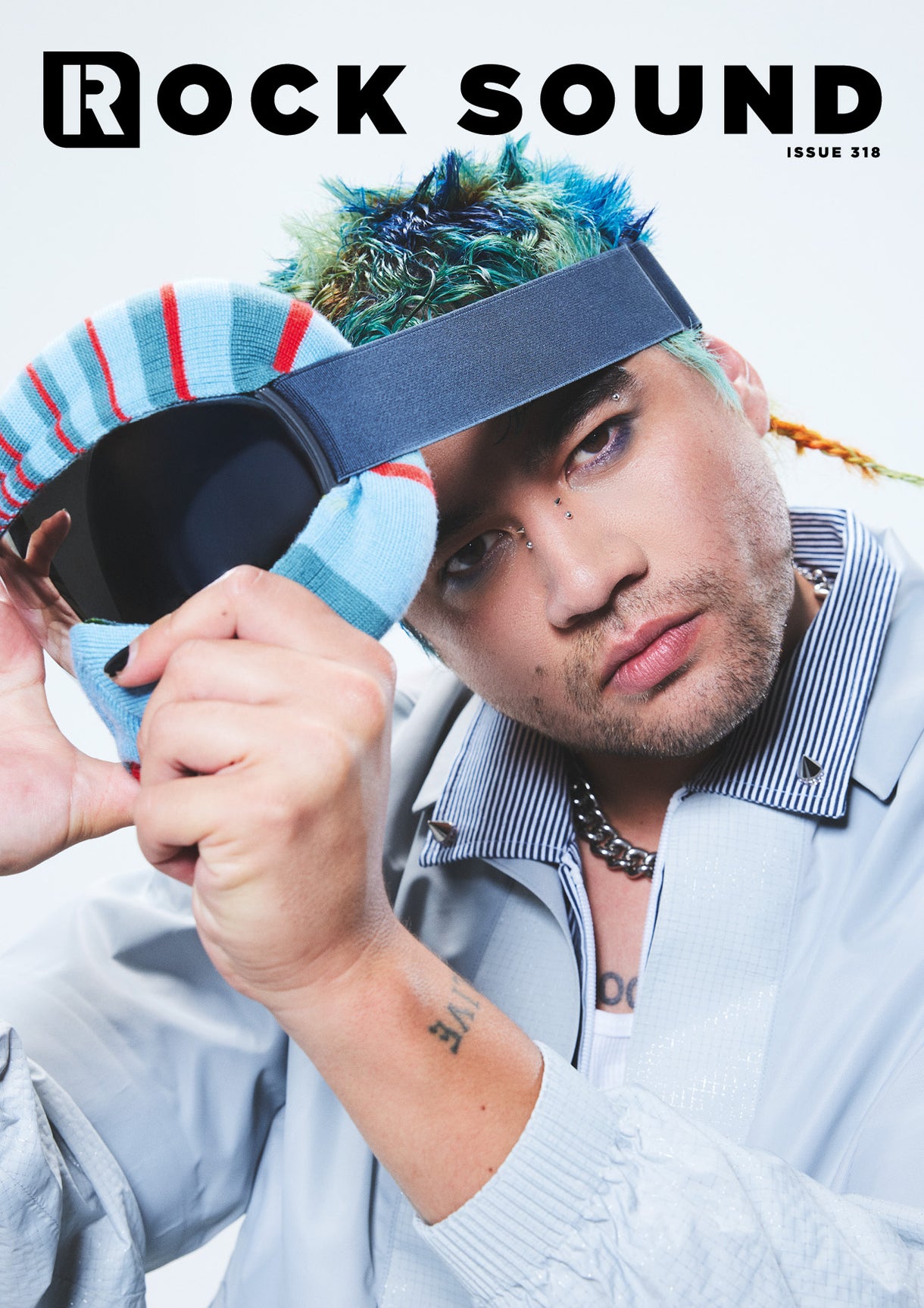 Calum Hood - Issue #318 (Stars of 2026 - 5SOS): Magazine (Calum Hood ...